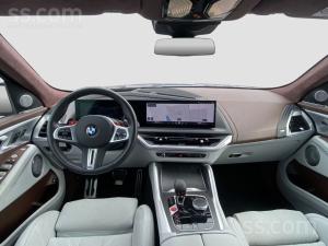 Zils BMW XM 2024 Rīga, ar dzinēja tilpumu 3.00 L un nobraukumu 4 tūkst. km par 116690 €, foto 7 vietnē AUTOMOTO.COM.LV