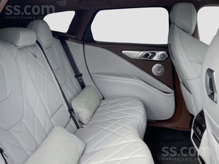 Zils BMW XM 2024 Rīga, ar dzinēja tilpumu 3.00 L un nobraukumu 4 tūkst. km par 116690 €, foto 9 vietnē AUTOMOTO.COM.LV