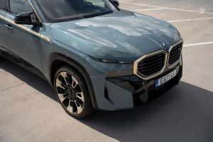 Зеленый БМВ XM 2023 в Вильнюс, объемом двигателя 4.40 л и пробегом 30 тыс. км за 110000 €, фото 12 на AUTOMOTO.COM.LV