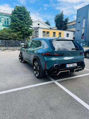 Green BMW XM 2023 in Vilnius, with an engine capacity of 4.40 L and mileage of 43 thousand km for 114500 €, photo 5 on AUTOMOTO.COM.LV