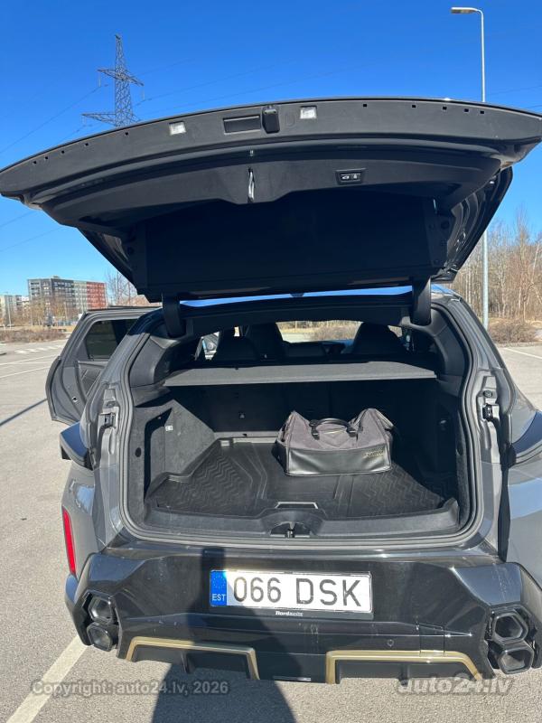 Pelēks BMW XM 2023 Tallina, ar dzinēja tilpumu 4.40 L un nobraukumu 32 tūkst. km par 98000 €, foto 7 vietnē AUTOMOTO.COM.LV