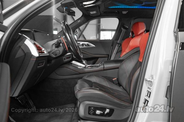Серый БМВ XM 2023 в Рига, объемом двигателя 4.40 л и пробегом 56 тыс. км за 117370 €, фото 10 на AUTOMOTO.COM.LV
