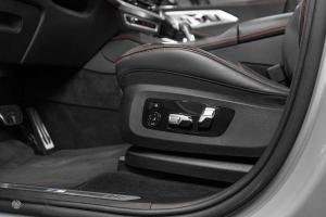 Pelēks BMW XM 2023 Rīga, ar dzinēja tilpumu 4.40 L un nobraukumu 56 tūkst. km par 117370 €, foto 19 vietnē AUTOMOTO.COM.LV