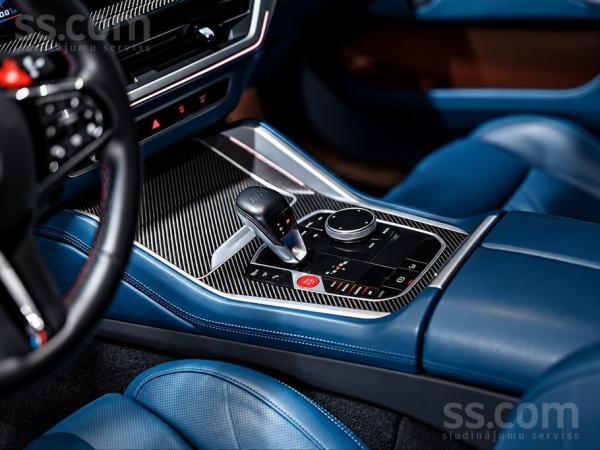 БМВ XM 2023 в Рига на AUTOMOTO.COM.LV Серый БМВ XM 2023 в Рига, объемом двигателя 4.40 л и пробегом 65 тыс. км за 95840 €, фото 9 на AUTOMOTO.COM.LV