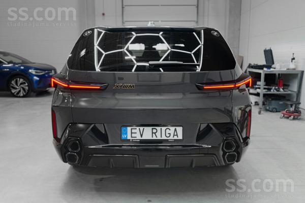 Pelēks BMW XM 2024 Rīga, ar dzinēja tilpumu 4.40 L un nobraukumu 26 tūkst. km par 121900 €, foto 6 vietnē AUTOMOTO.COM.LV