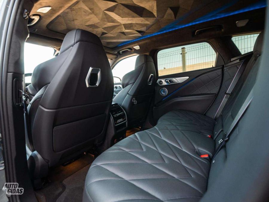 BMW XM 2024 in Marijampole, with an engine capacity of 4.40 L and mileage of 44 thousand km for 109950 €, photo 31 on AUTOMOTO.COM.LV
