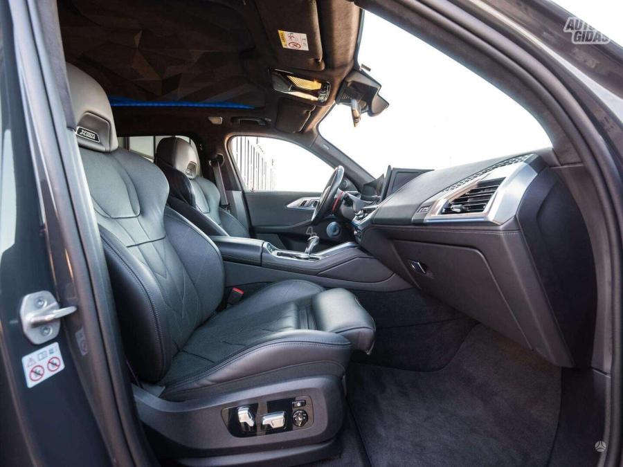 BMW XM 2024 in Marijampole, with an engine capacity of 4.40 L and mileage of 44 thousand km for 109950 €, photo 37 on AUTOMOTO.COM.LV