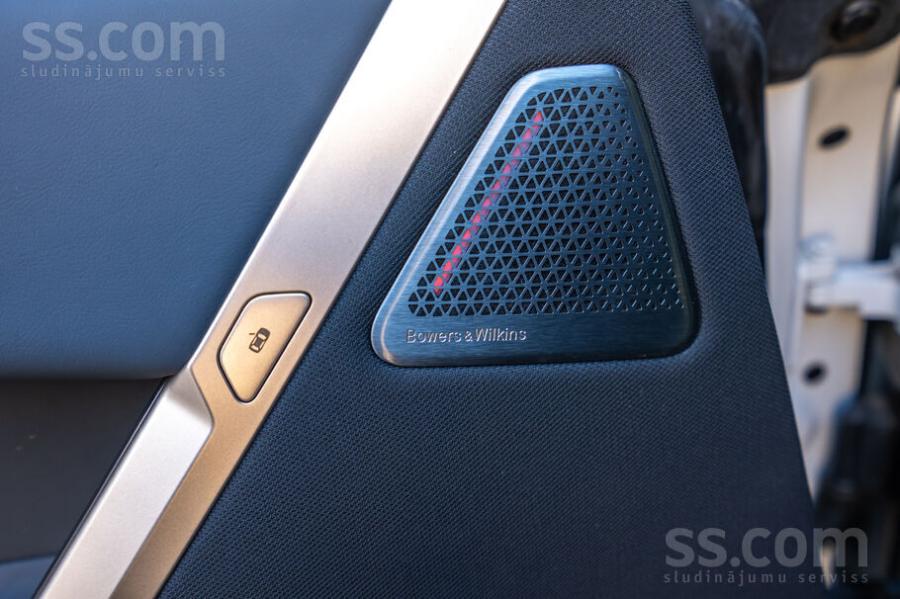Белый БМВ XM 2023 в Рига, объемом двигателя 4.40 л и пробегом 23 тыс. км за 73500 €, фото 16 на AUTOMOTO.COM.LV