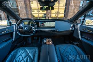 Белый БМВ XM 2023 в Рига, объемом двигателя 4.40 л и пробегом 23 тыс. км за 73500 €, фото 23 на AUTOMOTO.COM.LV