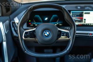 Белый БМВ XM 2023 в Рига, объемом двигателя 4.40 л и пробегом 23 тыс. км за 73500 €, фото 24 на AUTOMOTO.COM.LV