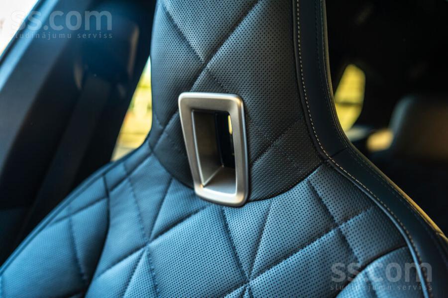 Белый БМВ XM 2023 в Рига, объемом двигателя 4.40 л и пробегом 23 тыс. км за 73500 €, фото 32 на AUTOMOTO.COM.LV