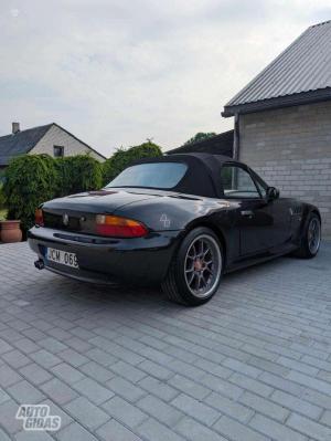 Melns BMW Z3 1996 Kauņa, ar dzinēja tilpumu 1.90 L un nobraukumu 312 tūkst. km par 5000 €, foto 8 vietnē AUTOMOTO.COM.LV