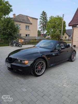Melns BMW Z3 1996 Kauņa, ar dzinēja tilpumu 1.90 L un nobraukumu 312 tūkst. km par 5000 €, foto 10 vietnē AUTOMOTO.COM.LV