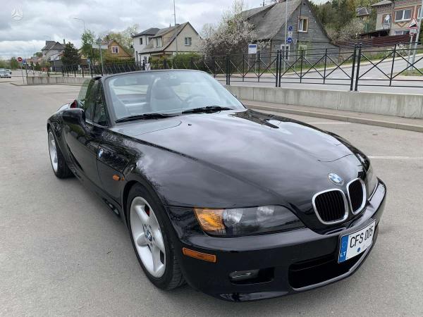 Melns BMW Z3 1998 Viļņa, ar dzinēja tilpumu 2.79 L un nobraukumu 125 tūkst. km par 13500 €, foto 3 vietnē AUTOMOTO.COM.LV