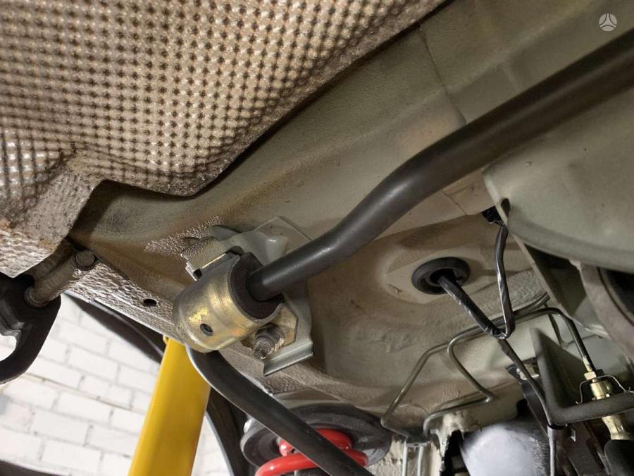 Black BMW Z3 1998 in Vilnius, with an engine capacity of 2.79 L and mileage of 125 thousand km for 13500 €, photo 18 on AUTOMOTO.COM.LV