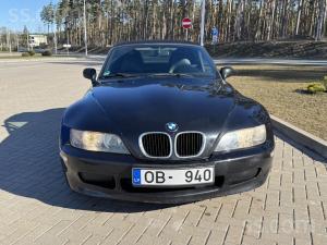 Черный БМВ Зет 3 2000 в Рига, объемом двигателя 1.90 л и пробегом 220 тыс. км за 5900 €, фото 7 на AUTOMOTO.COM.LV