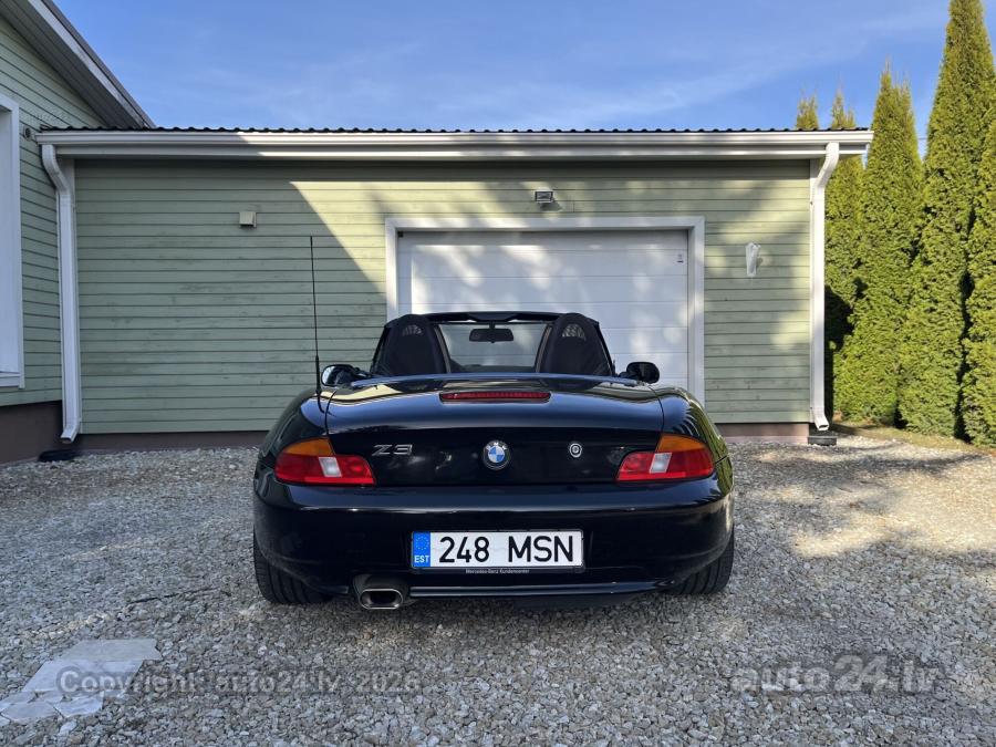 Melns BMW Z3 2001 Tallina, ar dzinēja tilpumu 1.90 L un nobraukumu 230 tūkst. km par 8900 €, foto 4 vietnē AUTOMOTO.COM.LV