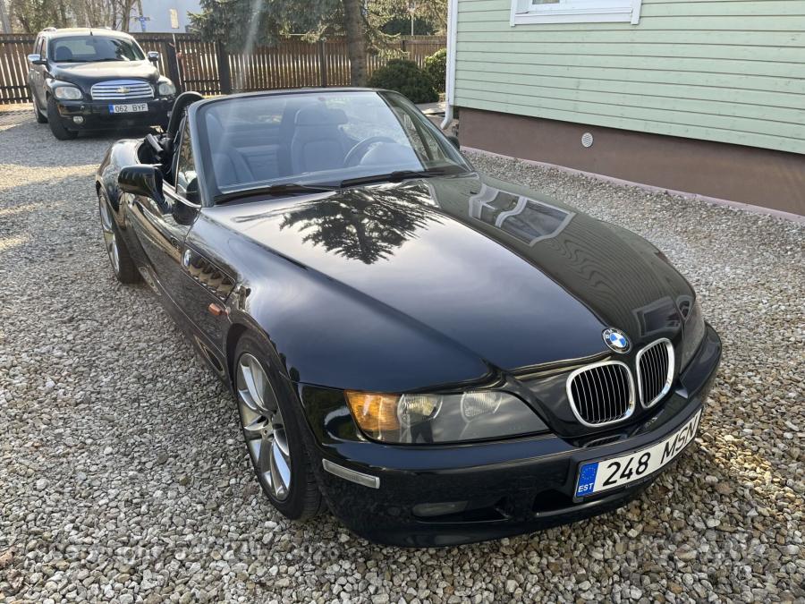 Melns BMW Z3 2001 Tallina, ar dzinēja tilpumu 1.90 L un nobraukumu 230 tūkst. km par 8900 €, foto 5 vietnē AUTOMOTO.COM.LV