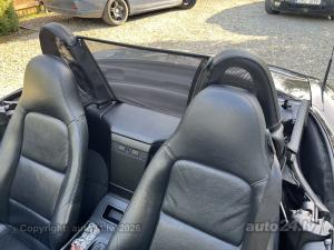 Melns BMW Z3 2001 Tallina, ar dzinēja tilpumu 1.90 L un nobraukumu 230 tūkst. km par 8900 €, foto 9 vietnē AUTOMOTO.COM.LV