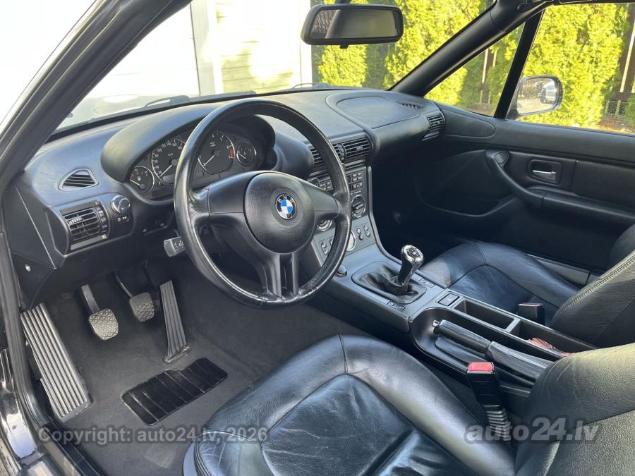 Melns BMW Z3 2001 Tallina, ar dzinēja tilpumu 1.90 L un nobraukumu 230 tūkst. km par 8900 €, foto 13 vietnē AUTOMOTO.COM.LV
