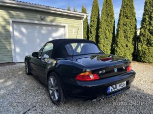 Melns BMW Z3 2001 Tallina, ar dzinēja tilpumu 1.90 L un nobraukumu 230 tūkst. km par 8900 €, foto 16 vietnē AUTOMOTO.COM.LV