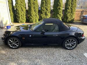 Melns BMW Z3 2001 Tallina, ar dzinēja tilpumu 1.90 L un nobraukumu 230 tūkst. km par 8900 €, foto 17 vietnē AUTOMOTO.COM.LV