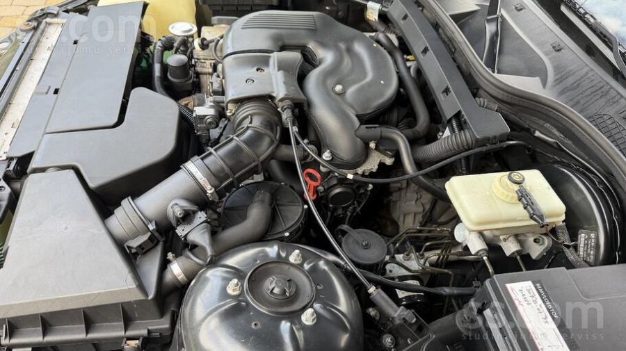 Melns BMW Z3 2001 Limbaži, ar dzinēja tilpumu 1.90 L un nobraukumu 256 tūkst. km par 6500 €, foto 15 vietnē AUTOMOTO.COM.LV