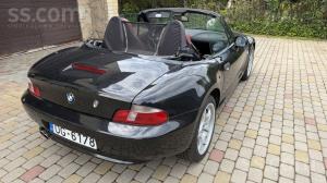 Melns BMW Z3 2001 Limbaži, ar dzinēja tilpumu 1.90 L un nobraukumu 256 tūkst. km par 6500 €, foto 20 vietnē AUTOMOTO.COM.LV
