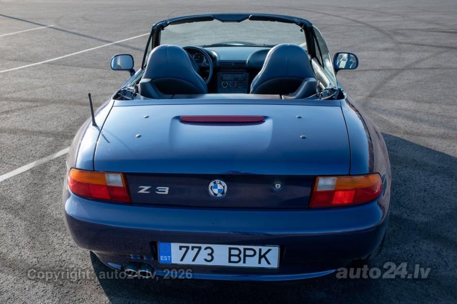 Blue BMW Z3 1998 in Tallinn, with an engine capacity of 1.90 L and mileage of 199 thousand km for 5400 €, photo 10 on AUTOMOTO.COM.LV