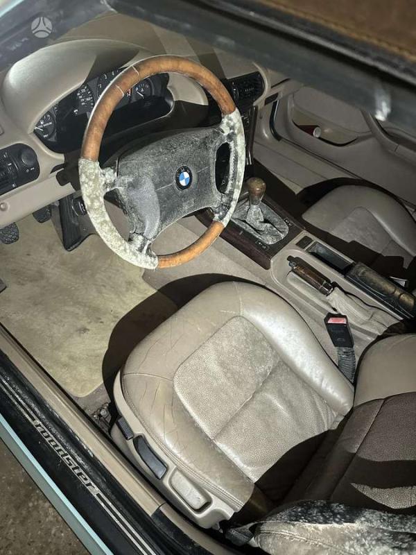 Zils BMW Z3 1998 Viļņa, ar dzinēja tilpumu 2.79 L un nobraukumu 150 tūkst. km par 3600 €, foto 9 vietnē AUTOMOTO.COM.LV