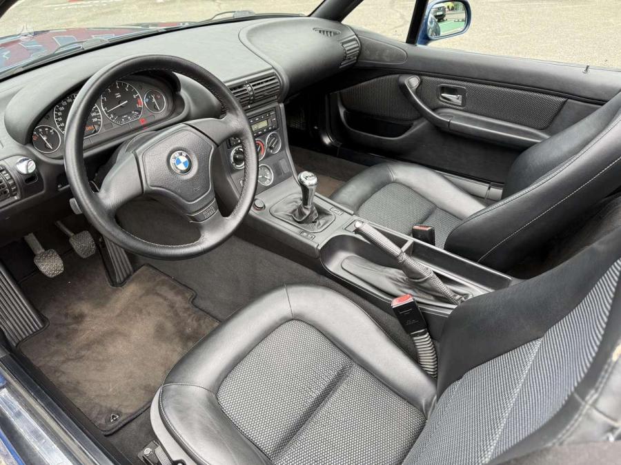 Zils BMW Z3 2002 Viļņa, ar dzinēja tilpumu 1.90 L un nobraukumu 125 tūkst. km par 5900 €, foto 14 vietnē AUTOMOTO.COM.LV