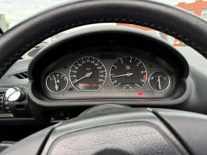 Zils BMW Z3 2002 Viļņa, ar dzinēja tilpumu 1.90 L un nobraukumu 125 tūkst. km par 5900 €, foto 18 vietnē AUTOMOTO.COM.LV