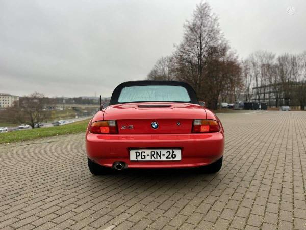 BMW Z3 1996 in Vilnius, with an engine capacity of 1.90 L and mileage of 349 thousand km for 5450 €, photo 6 on AUTOMOTO.COM.LV