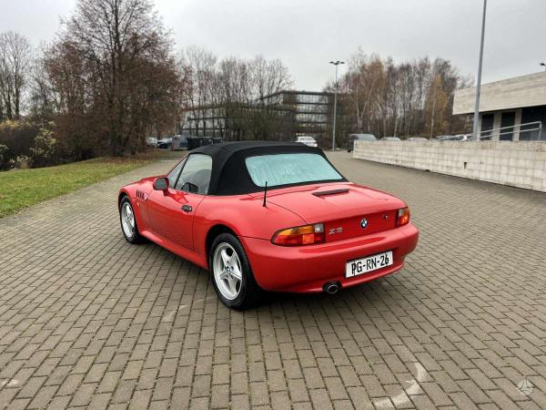 BMW Z3 1996 in Vilnius, with an engine capacity of 1.90 L and mileage of 349 thousand km for 5450 €, photo 7 on AUTOMOTO.COM.LV