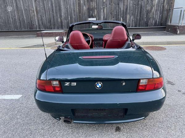Green BMW Z3 1997 in Utena, with an engine capacity of 1.80 L and mileage of 170 thousand km for 5500 €, photo 6 on AUTOMOTO.COM.LV