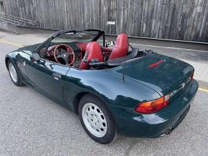 Green BMW Z3 1997 in Utena, with an engine capacity of 1.80 L and mileage of 170 thousand km for 5500 €, photo 15 on AUTOMOTO.COM.LV