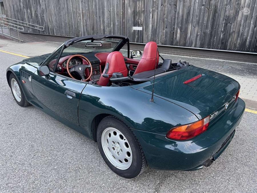 Green BMW Z3 1997 in Utena, with an engine capacity of 1.80 L and mileage of 170 thousand km for 5500 €, photo 15 on AUTOMOTO.COM.LV