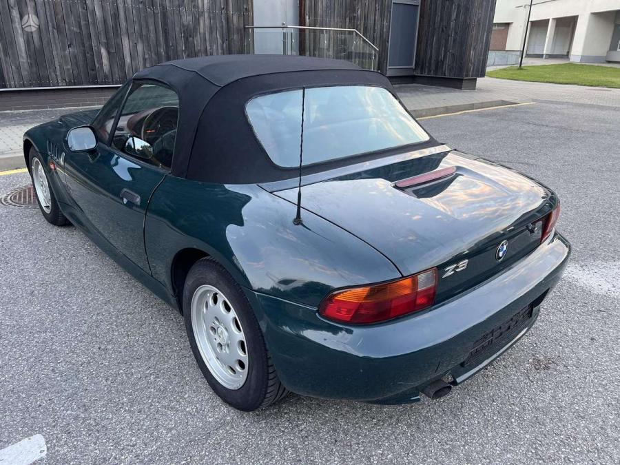 Green BMW Z3 1997 in Utena, with an engine capacity of 1.80 L and mileage of 170 thousand km for 5500 €, photo 21 on AUTOMOTO.COM.LV