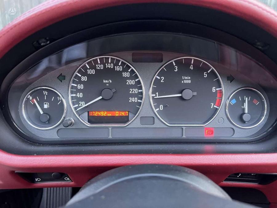 Green BMW Z3 1997 in Utena, with an engine capacity of 1.80 L and mileage of 170 thousand km for 5500 €, photo 33 on AUTOMOTO.COM.LV