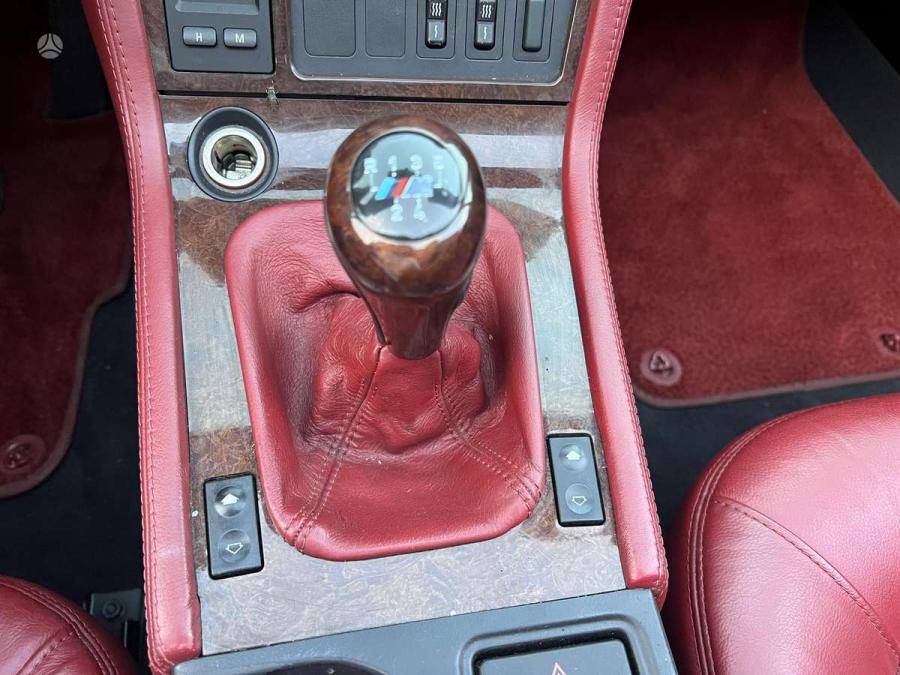 Green BMW Z3 1997 in Utena, with an engine capacity of 1.80 L and mileage of 170 thousand km for 5500 €, photo 36 on AUTOMOTO.COM.LV