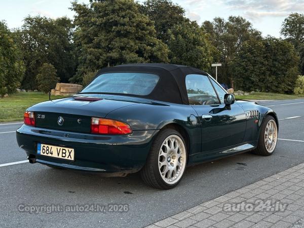 Zaļš BMW Z3 1998 Tallina, ar dzinēja tilpumu 1.80 L un nobraukumu 248 tūkst. km par 7490 €, foto 3 vietnē AUTOMOTO.COM.LV
