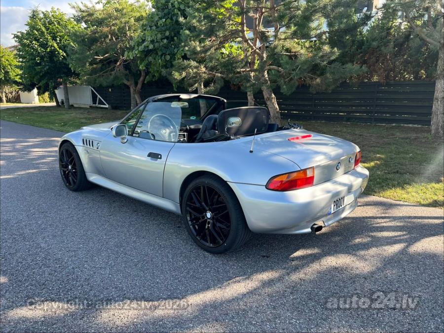 Pelēks BMW Z3 1997 Tallina, ar dzinēja tilpumu 1.80 L un nobraukumu 173 tūkst. km par 4990 €, foto 5 vietnē AUTOMOTO.COM.LV