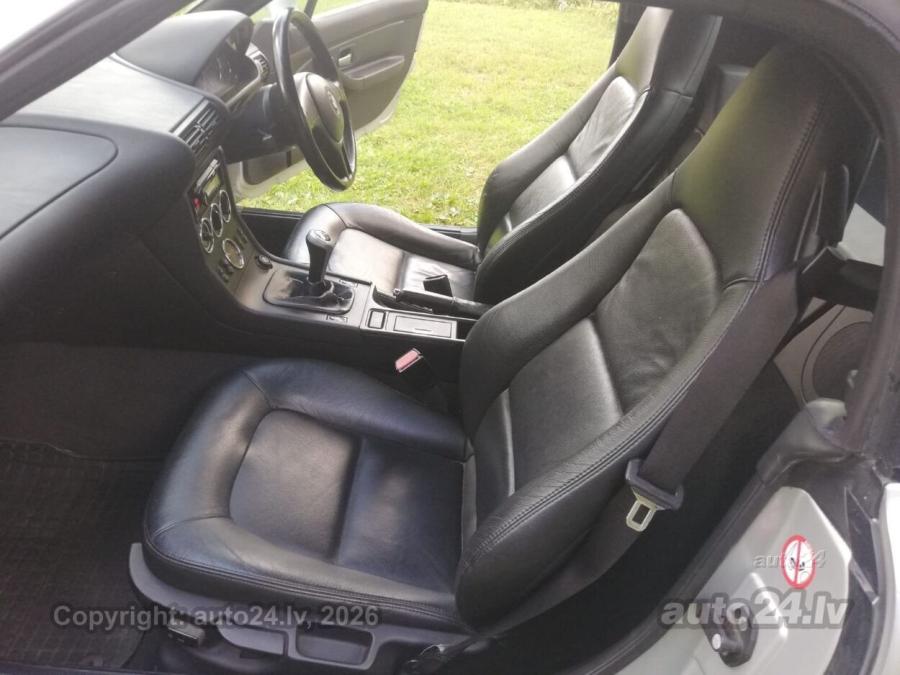 Pelēks BMW Z3 2001 Tallina, ar dzinēja tilpumu 1.90 L un nobraukumu 151 tūkst. km par 3999 €, foto 16 vietnē AUTOMOTO.COM.LV