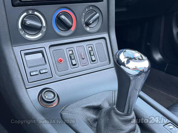 Красный БМВ Зет 3 1996 в Таллин, объемом двигателя 1.80 л и пробегом 186 тыс. км за 6990 €, фото 9 на AUTOMOTO.COM.LV