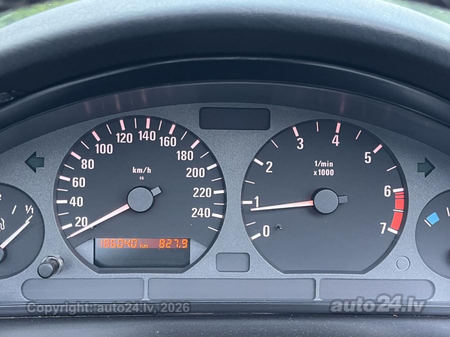Red BMW Z3 1996 in Tallinn, with an engine capacity of 1.80 L and mileage of 186 thousand km for 6990 €, photo 30 on AUTOMOTO.COM.LV