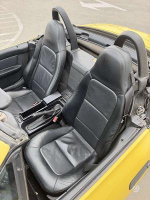 Yellow BMW Z3 1998 in Vilnius, with an engine capacity of 2.79 L and mileage of 330 thousand km for 7500 €, photo 14 on AUTOMOTO.COM.LV