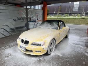 Yellow BMW Z3 1998 in Vilnius, with an engine capacity of 2.79 L and mileage of 330 thousand km for 7500 €, photo 18 on AUTOMOTO.COM.LV