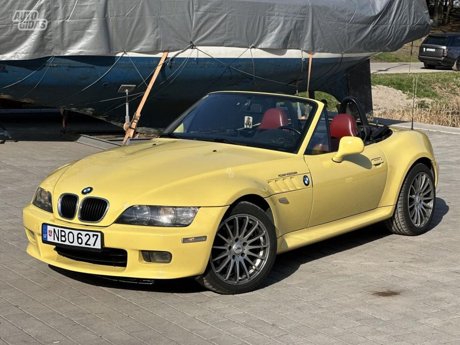 Yellow BMW Z3 2001 in Kaunas, with an engine capacity of 2.50 L and mileage of 132 thousand km for 10499 €, photo 3 on AUTOMOTO.COM.LV