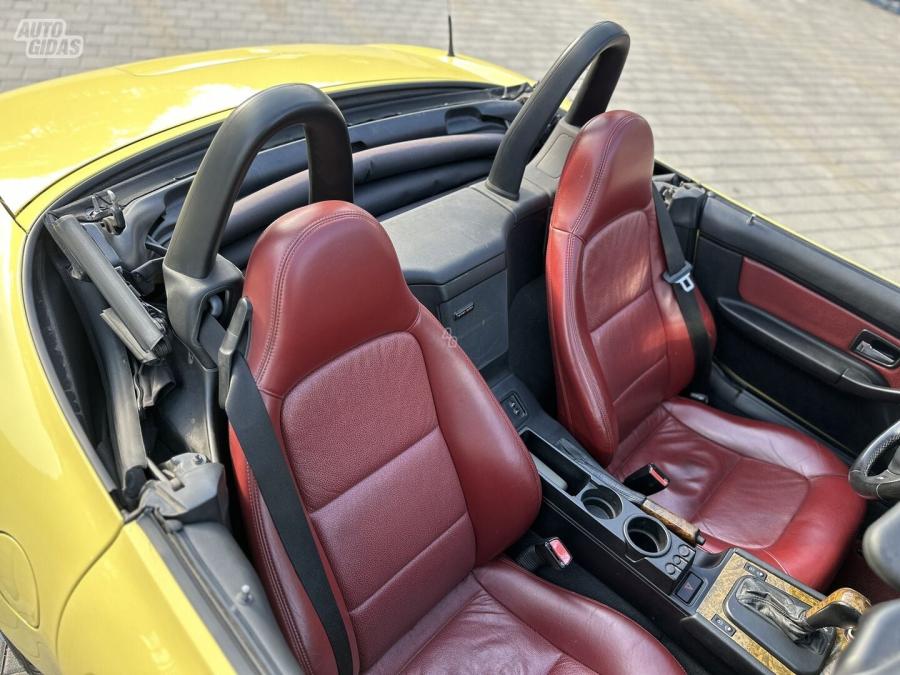 Yellow BMW Z3 2001 in Kaunas, with an engine capacity of 2.50 L and mileage of 132 thousand km for 10499 €, photo 7 on AUTOMOTO.COM.LV