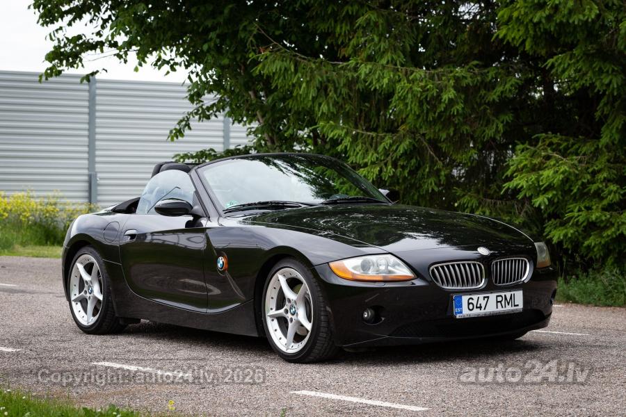 Melns BMW Z4 2003 Tallina, ar dzinēja tilpumu 3.00 L un nobraukumu 225 tūkst. km par 13199 €, foto 1 vietnē AUTOMOTO.COM.LV